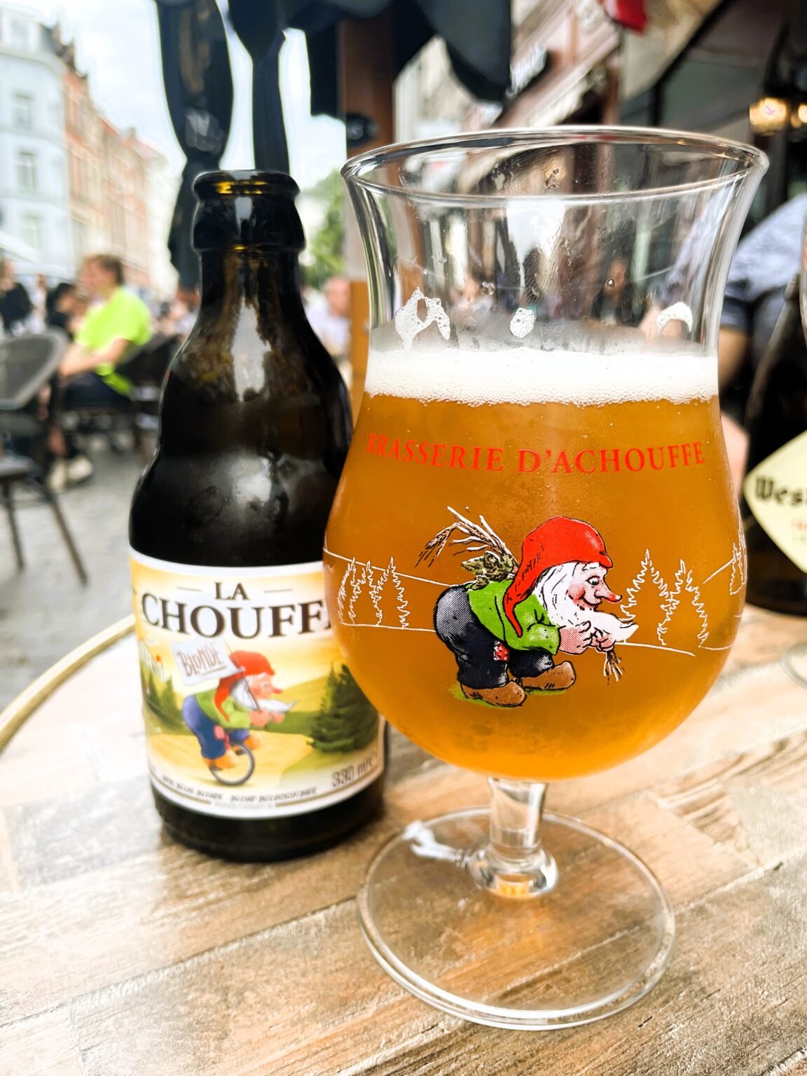 #79 – La Chouffe Blonde Beer – Strong Belgian Pale Ale - Beer With Sid